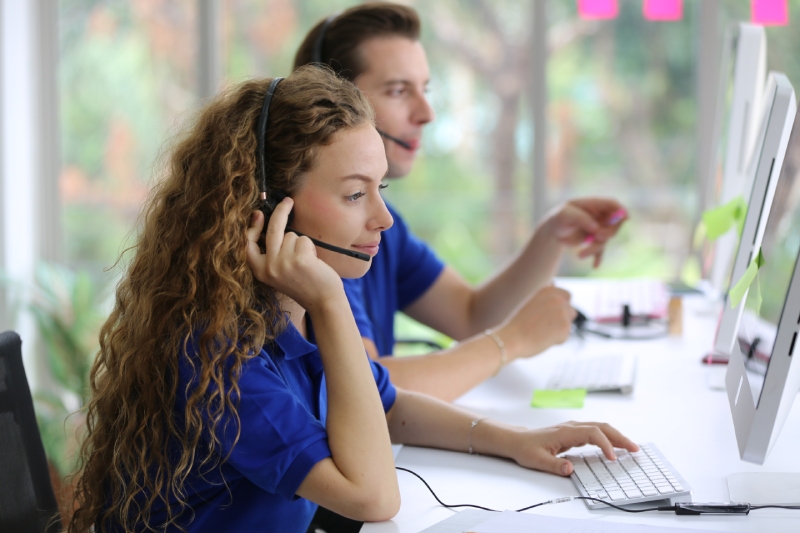 What is an AI Call Center? 9 Powerful Use Cases - Scorebuddy
